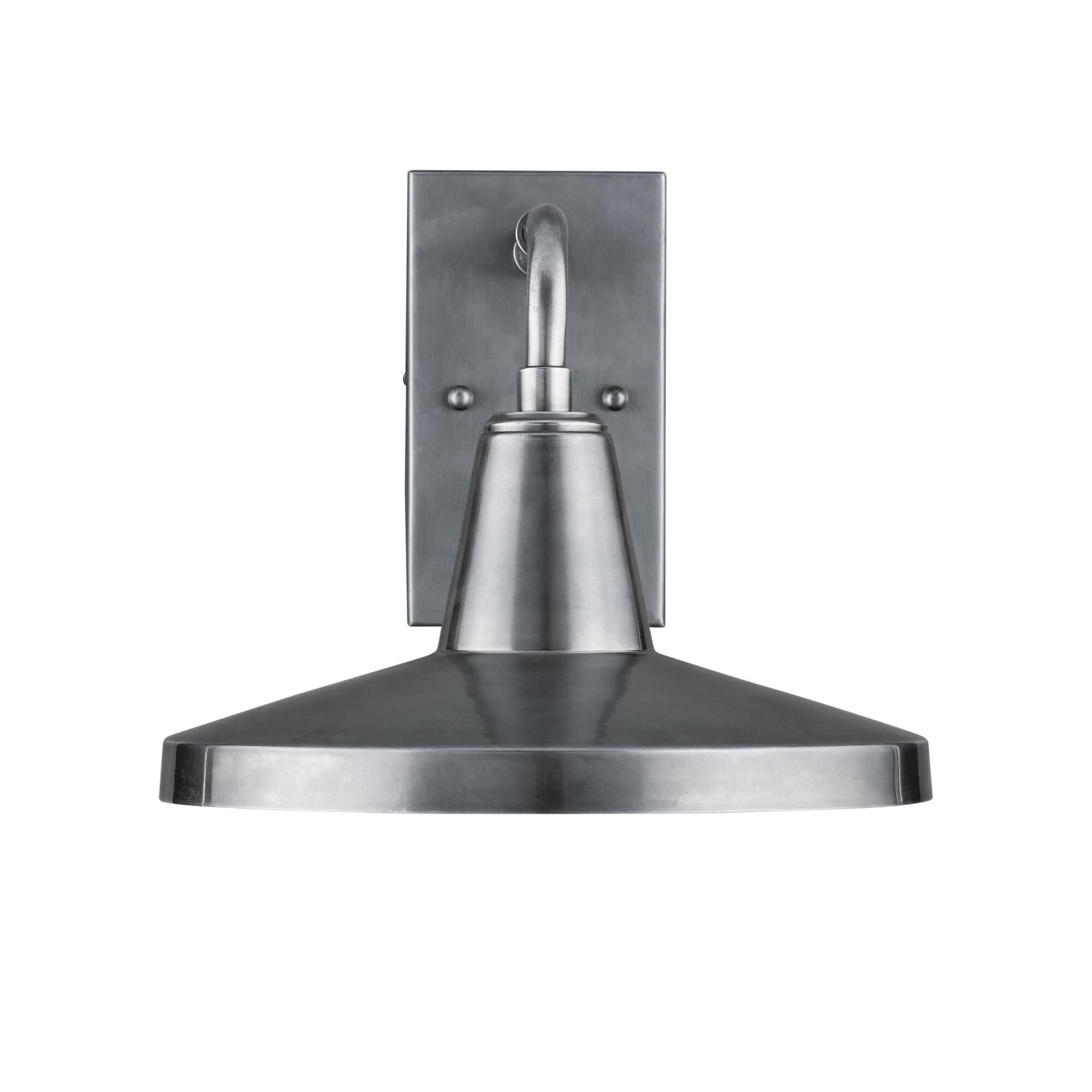 Mariner Outdoor Wall Light | Capitol Lighting